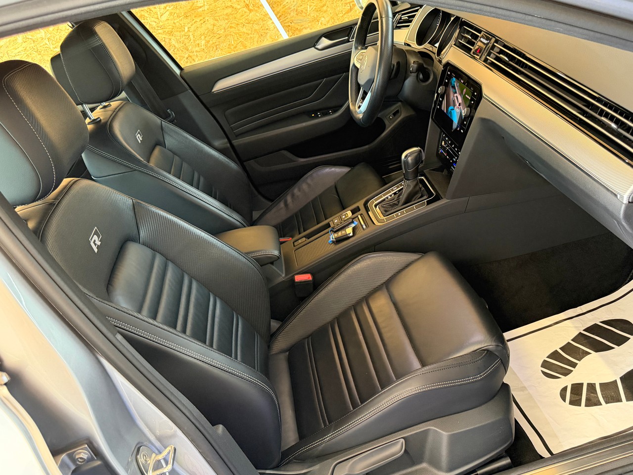 VW Passat 2.0 TDI R-Line 150PS, Elegance DSG Kaufen
