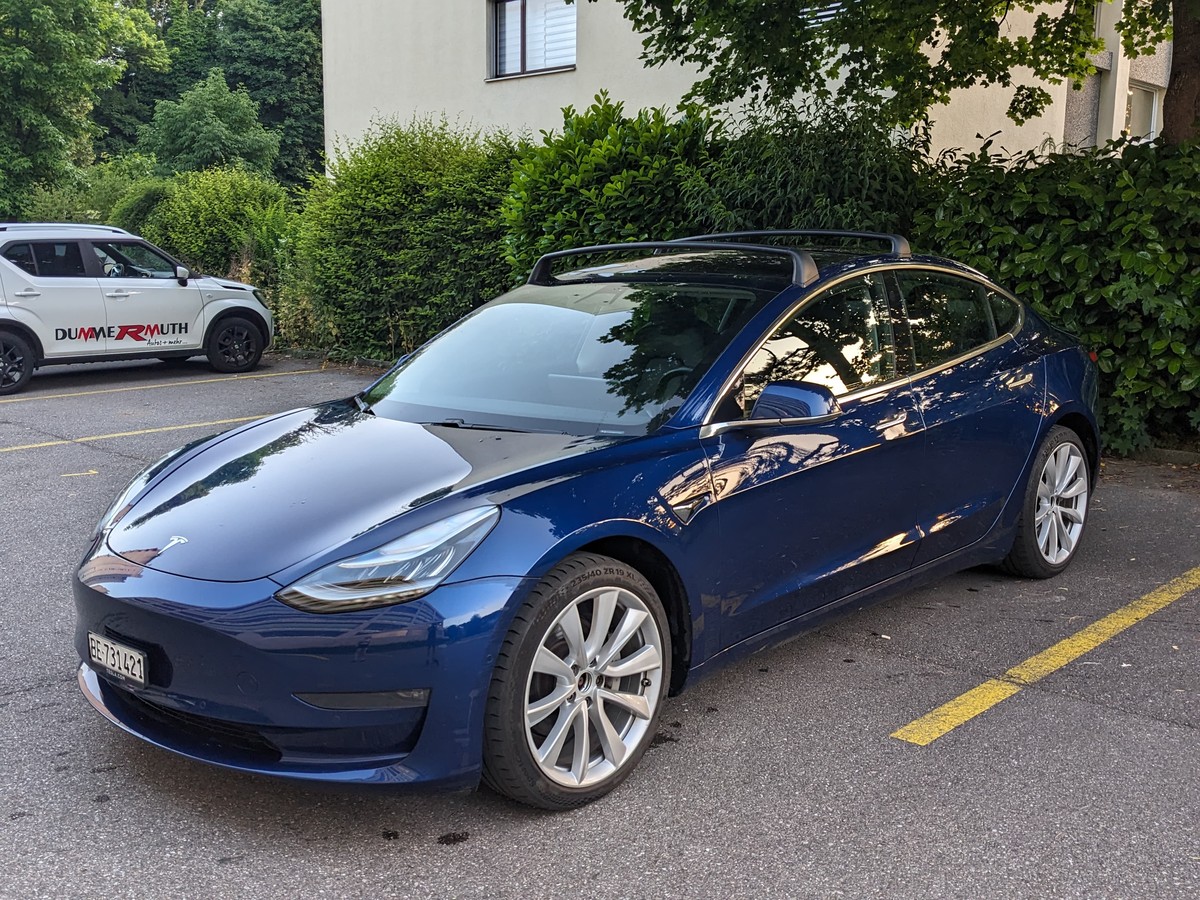 Versicherung Tesla Model 3