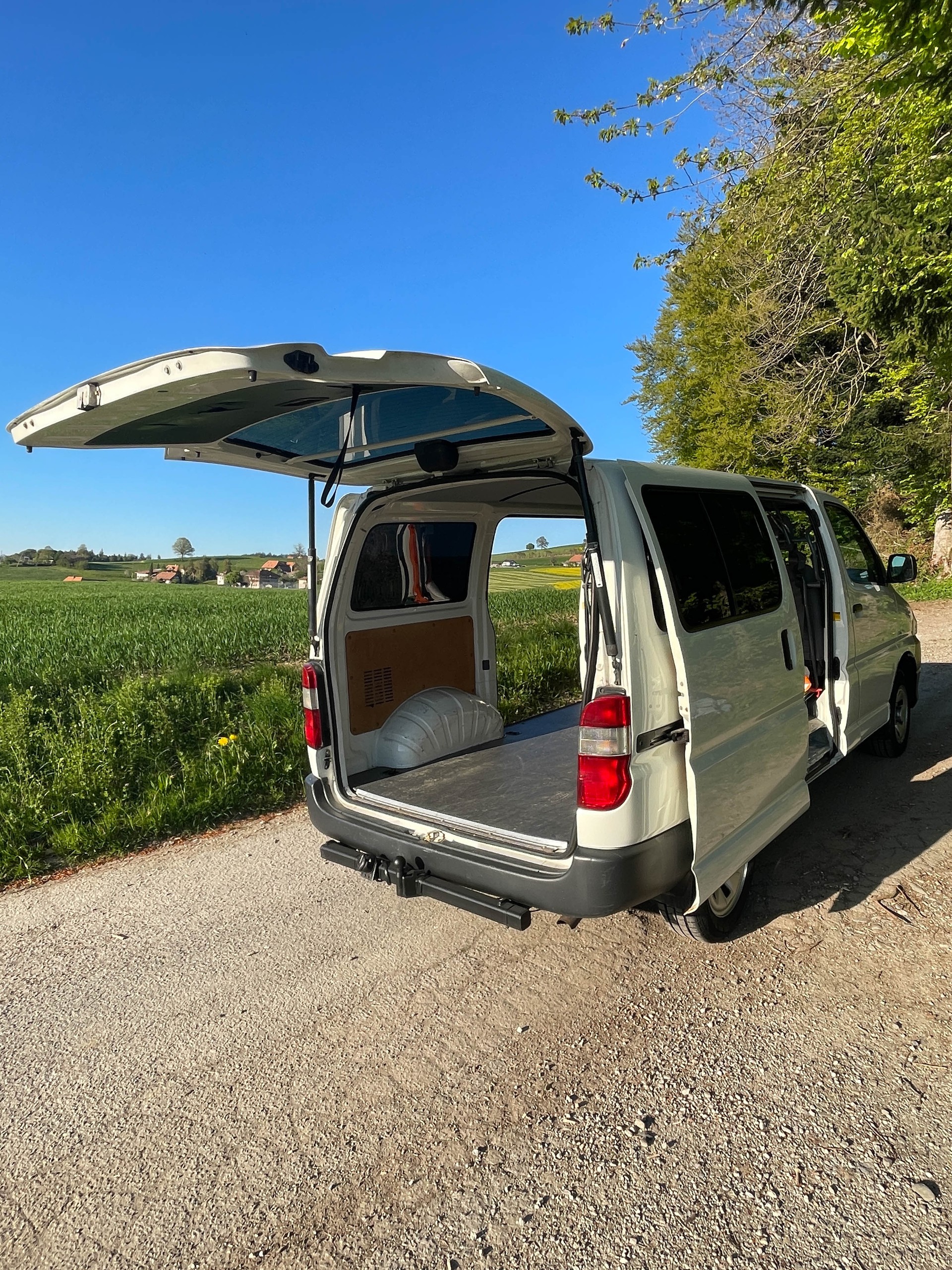 TOYOTA HIACE 2.5 D-4D 4x4 Kaufen