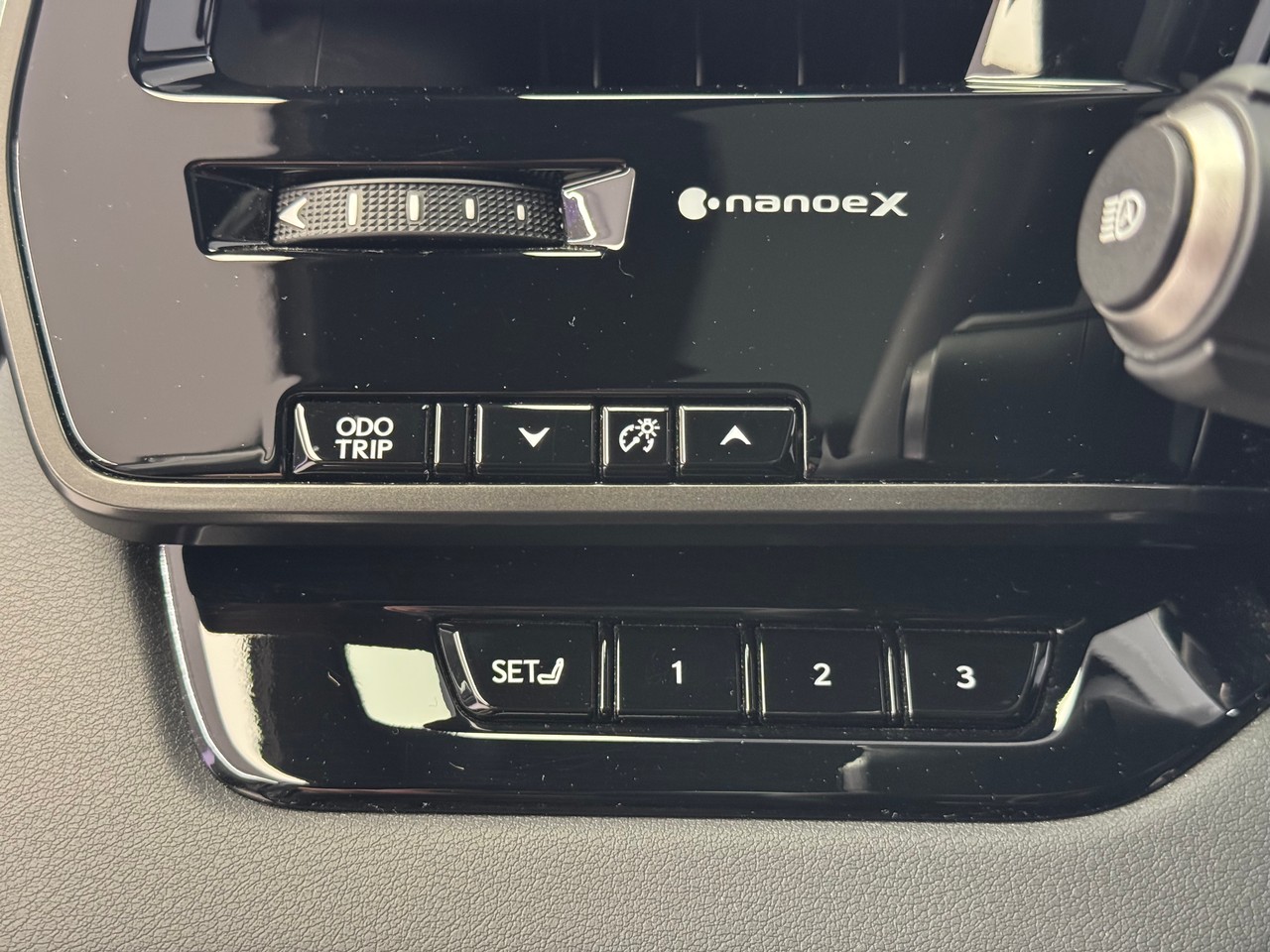 LEXUS RX 450h+ Excellence E-FOUR Plug-in Hybrid Kaufen